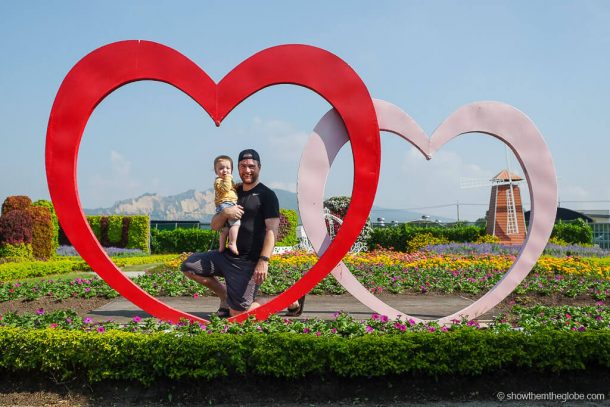 How to visit Zhongshe Flower Market in Taichung, Taiwan | Show Them The ...